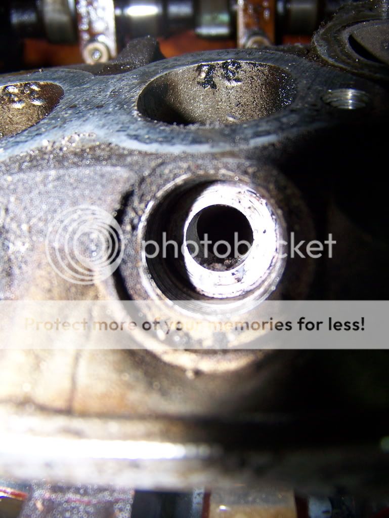 FYI: Digi head vs CIS head | VW Vortex - Volkswagen Forum