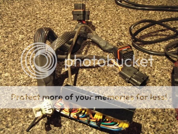 Haltech E8 Ecu With 3 Bar Map Sensor And Air Temp Sensor - For Sale ...